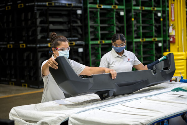 Suppliers Develop First Blow Molded Sport Utility Vehicle Bumpers With ...