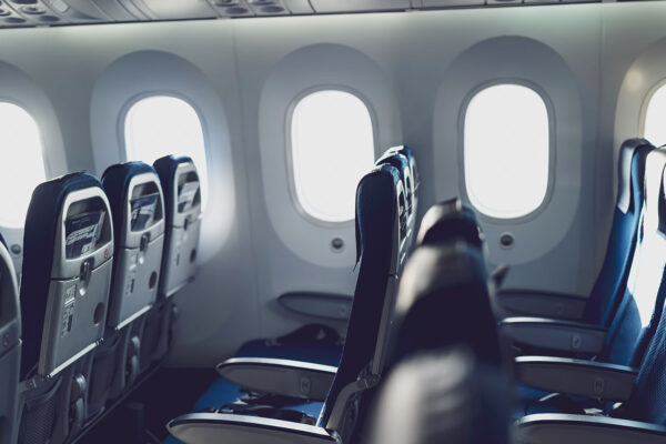 Inside the Technology of Aircraft Windows | Plastics Engineering